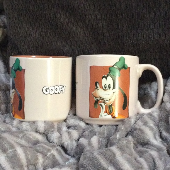 Disney | Kitchen | Vintage Disney Goofy Coffee Mug 2 Piece Set | Poshmark